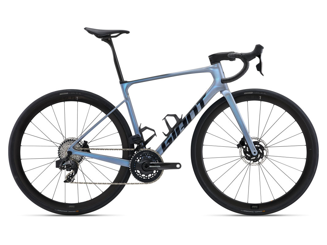 2025 Giant Defy Advanced SL 1