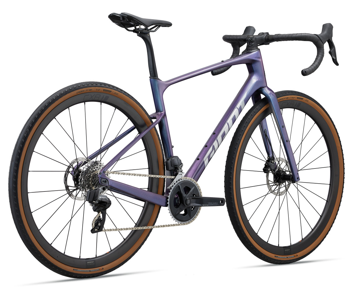 2024 Giant Revolt Advanced Pro 1