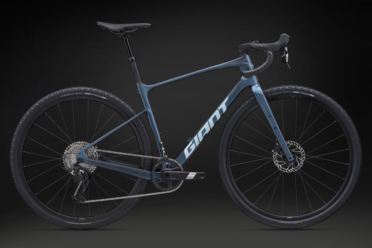 2025 Giant Revolt Advanced 1